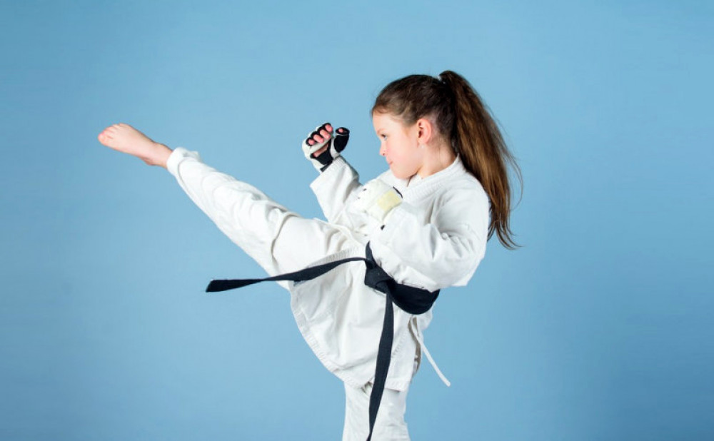 Now let's start Karate Kicks: Nice Steps for Learning | Fit Box Center
